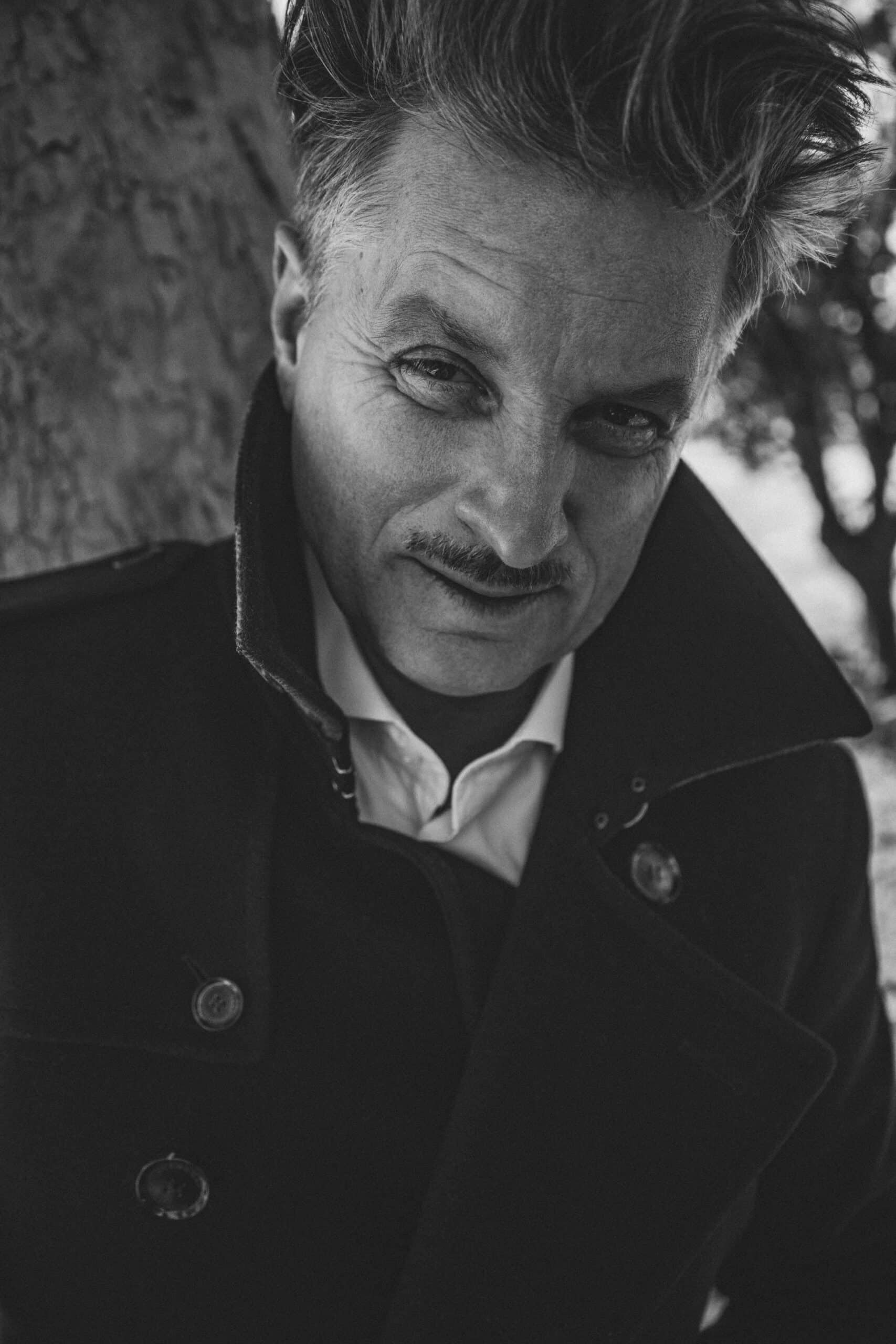 Shea Whigham: A Man of Great Characters - Mr Feelgood