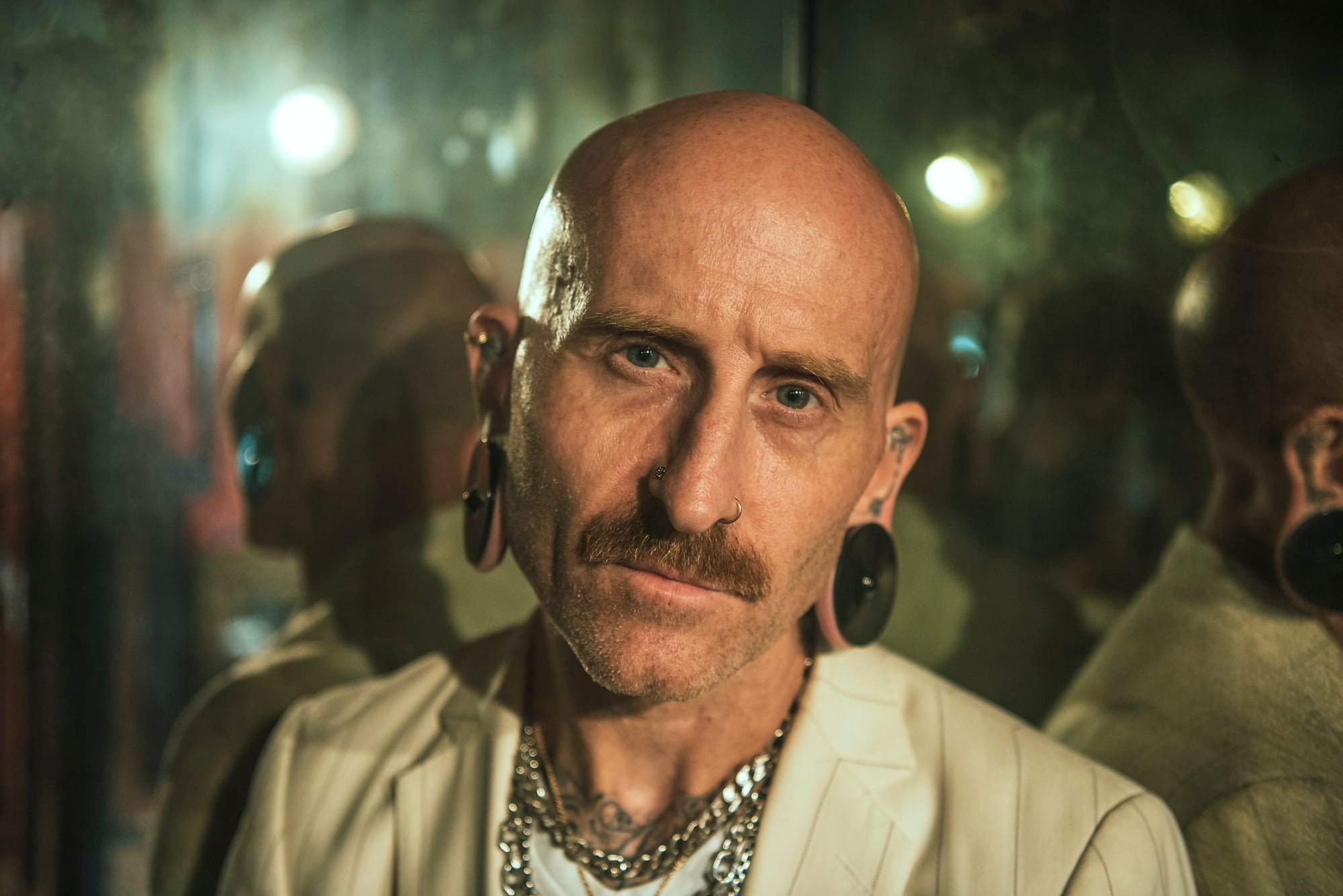 Celebrity Piercer Brian Keith Thompson: 'There Are a Billion Different ...